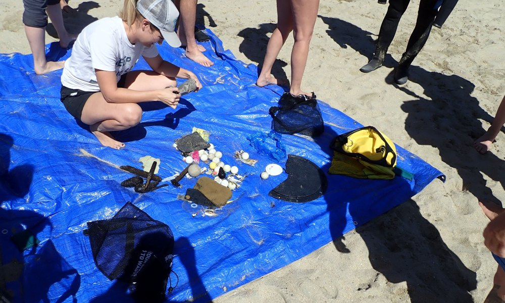 Project Aware week kickoff and 1st Anniversary Dive Against Debris ...